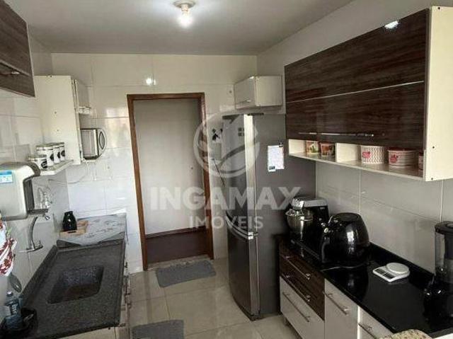 VENDA | Apartamento, com 2 dormitórios em ZONA 07, MARINGA