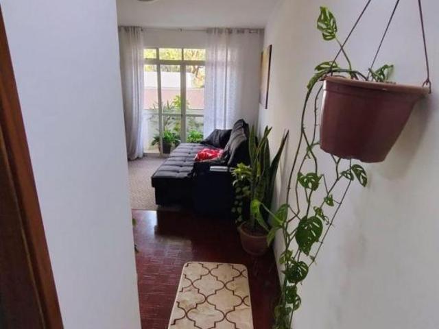 VENDA | Apartamento, com 2 dormitórios em Zona 07, Maringá
