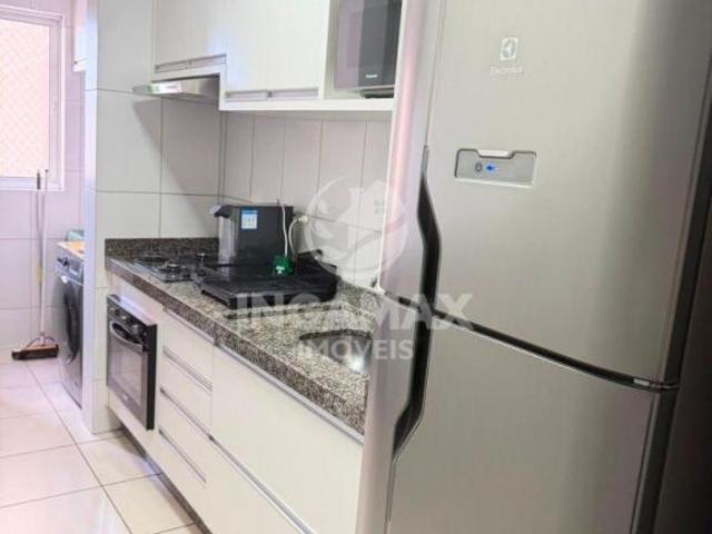 VENDA | Apartamento, com 2 dormitórios em ZONA 07, MARINGA