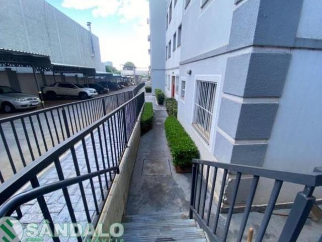 VENDA | Apartamento, com 2 dormitórios em ZONA 08, MARINGA