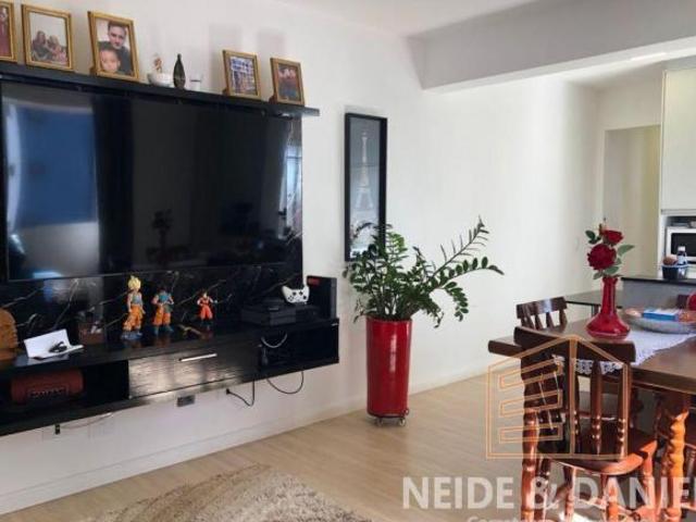 VENDA | Apartamento, com 2 dormitórios em Zona 01, Maringá