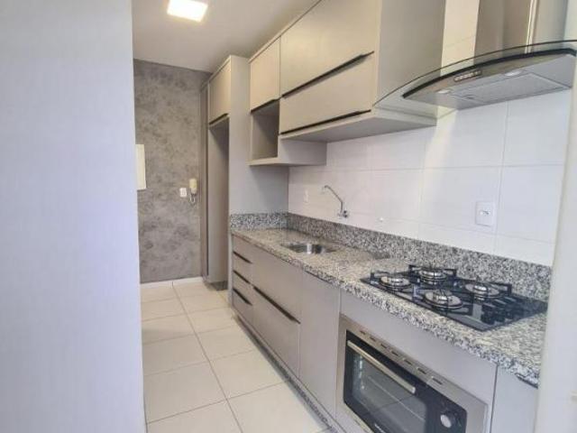 VENDA | Apartamento, com 2 dormitórios em Zona 02, Maringá