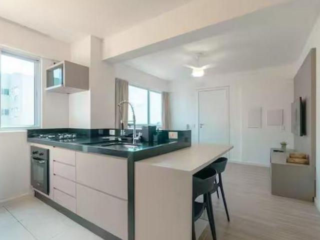 VENDA | Apartamento, com 2 dormitórios em Centro, Maringá