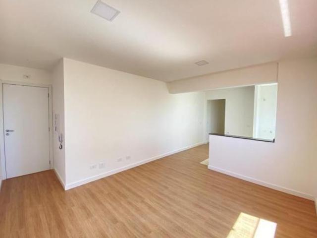 VENDA | Apartamento, com 2 dormitórios em Centro, Maringá