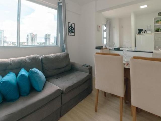 VENDA | Apartamento, com 2 dormitórios em Centro, Maringá