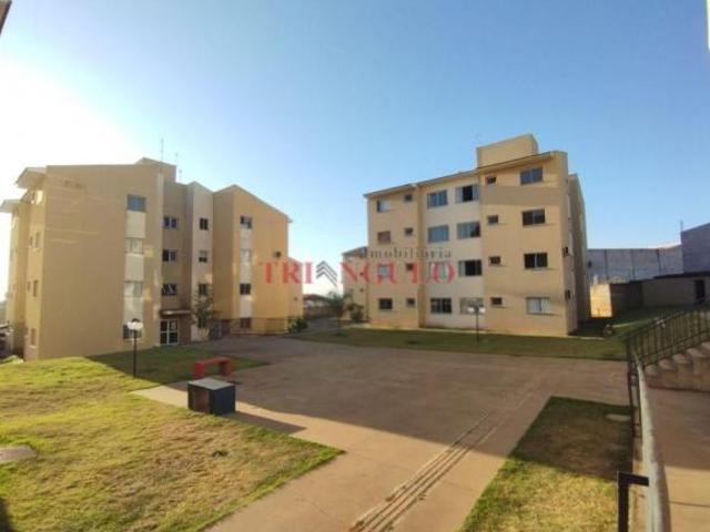 VENDA | Apartamento, com 2 dormitórios em EDIFICIO BELA VIDA, UMUARAMA