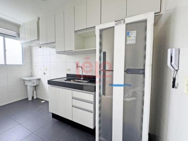 VENDA | Apartamento, com 2 dormitórios em JARDIM ALVORADA, MARINGA