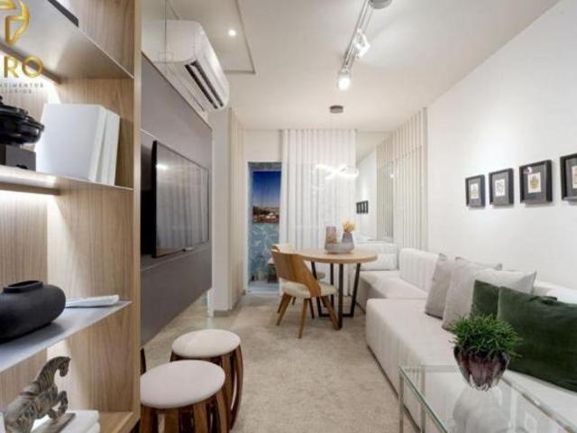 VENDA | Apartamento, com 2 dormitórios em JARDIM TUPINANBÁ, Maringá