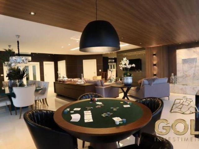 VENDA | Apartamento, com 4 dormitórios em Zona 01, Maringá