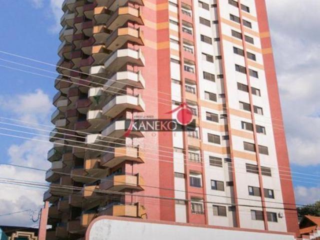 VENDA | Apartamento, com 4 dormitórios em Centro, Guarapuava