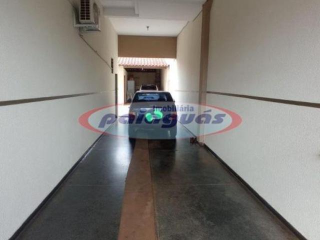 VENDA | Apartamento, com 4 dormitórios em Jardim Oásis, Maringá