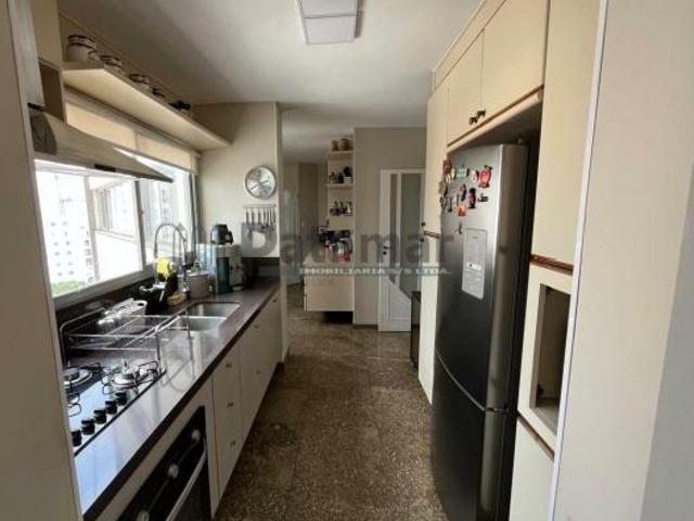 Venda apartamento com 4 quartos, 2 suites, na Vila Suzano Morumbi