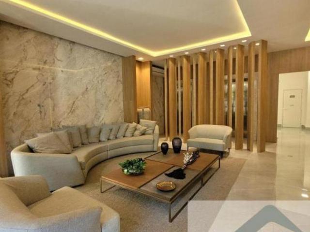 VENDA | Apartamento, com 5 dormitórios em Zona 01, Maringá