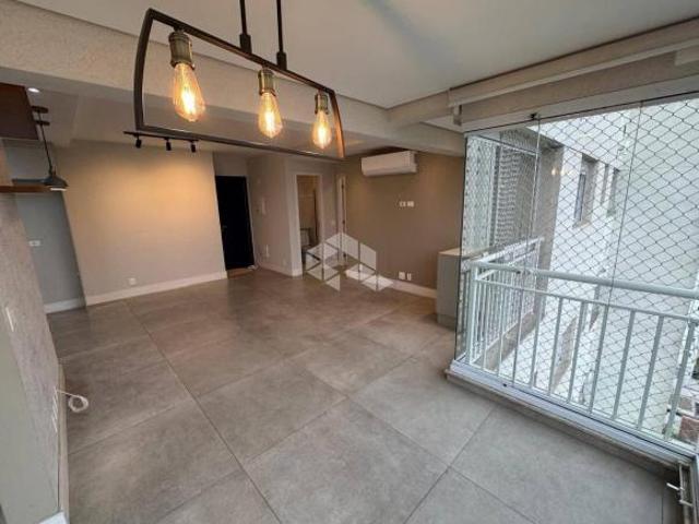 VENDA Apartamento com 63m², 1 suíte e sala apliada ou 2 quartos e 1 vaga na Vila Anastácio / Lapa