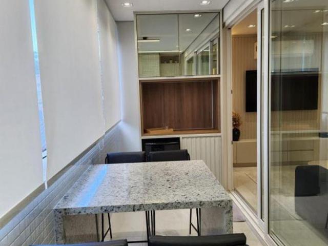 VENDA | Apartamento, com 6 dormitórios em Centro, Marialva