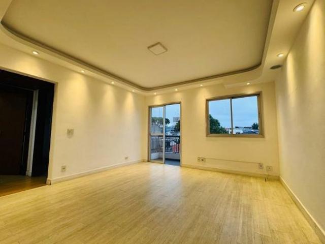 VENDA APARTAMENTO COM VARANDA NO MELHOR DA VILA SANTA CATARINA!