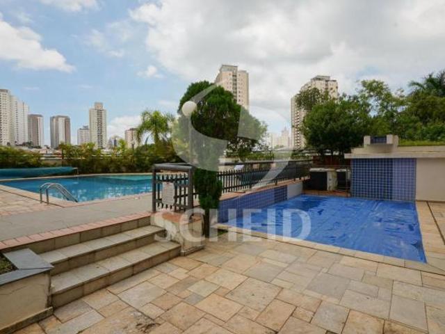 Venda Apartamento jardim Marajoara, 03 quartos, 01 suíte, armários planejados, varanda, 02 vagas!