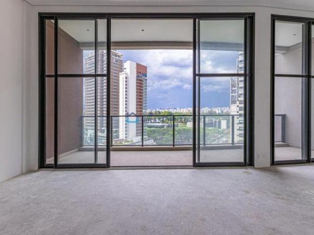 Venda Apartamento Loft Moema 01 quarto 01 suíte varanda prox do metrô Pé direito duplo