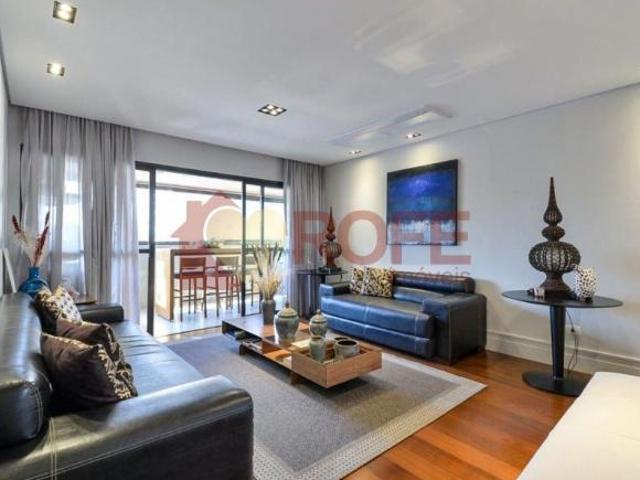 Venda Apartamento Moema | 243m², 4 dormitórios 3 suítes e lazer completo