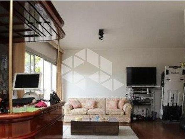 VENDA Apartamento no Morumbi com 4 suítes e 3 vagas