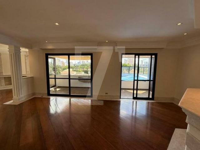 Venda Apartamento Penthouse Brooklin 216 m² área útil 3 suítes 3 vagas e depósito