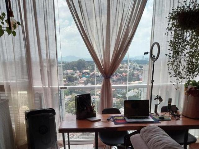 Venda Apartamento Real Parque 01 quarto, 01 vaga, Varanda fechada próximo à ponte Estaiada