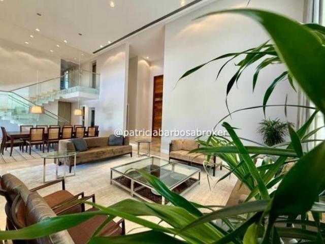 Venda belíssima casa lago sul SMDB 02 4 suítes e escritório mobiliada 900m2!