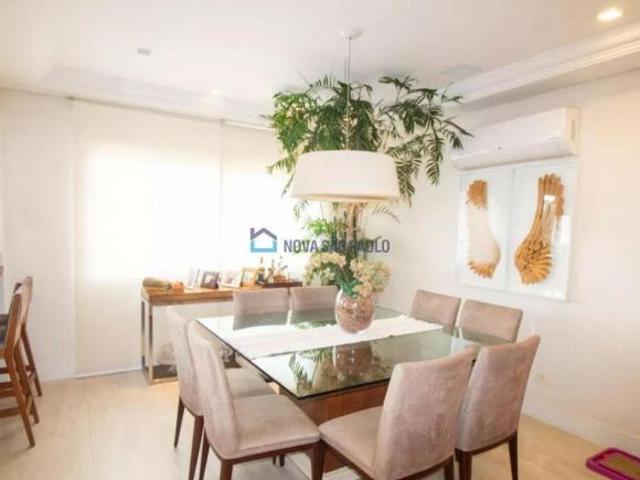 Venda. Brooklin. Casa em condomínio 230m². 4 quartos. 3 suítes. 4 vagas