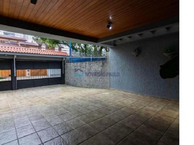 Venda. Brooklin. Sobrado com 332m². 4 suítes. 4 vagas