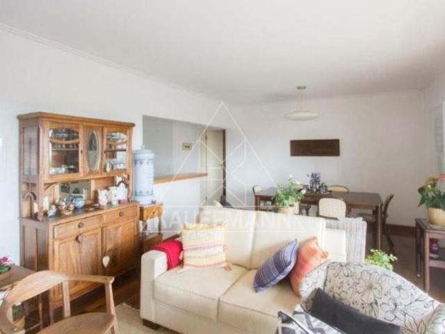 Apartamento à Venda no Campo Belo:2 Dormitórios 1 Suíte, 2 Vagas, 121m²