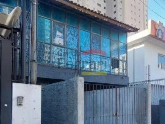 Venda Casa na Vila Dom Pedro II ao lado do metrô Parada Inglesa