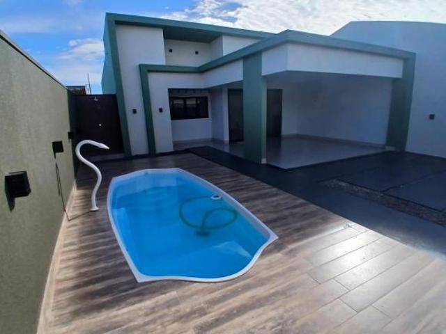 Venda Casa Nova com Piscina e Área Gourmet  Pronta para Financiar! Parque das Araras em Lucas do