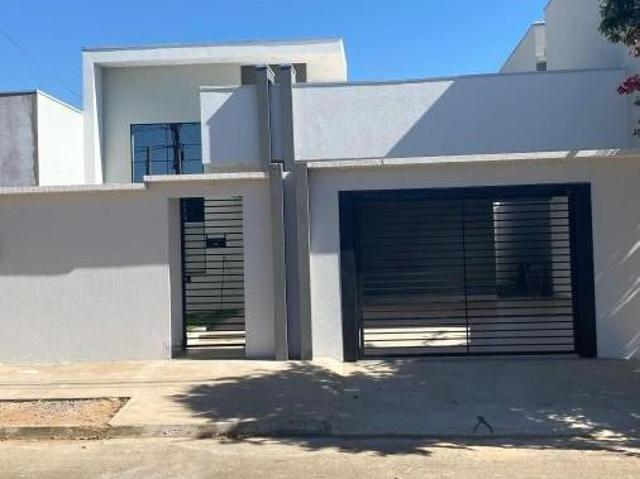Venda Casa Nova Alto Padrão com 3 Dormitórios Primavera Lucas do Rio Verde MT