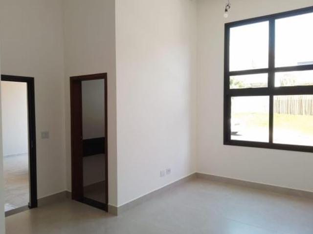VENDA CASA NOVA TÉRREA, CONDOMÍNIO VILLA INGLEZES, ZONE OESTE, SOROCABA, ACEITA PERMUTA ATÉ 300 MIL