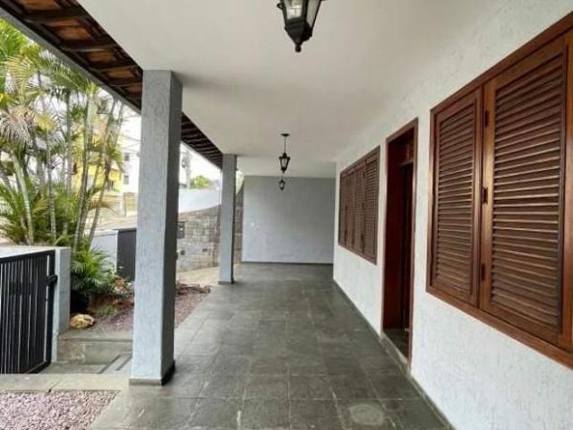 VENDA CASA BAIRRO SANTA HELENA SETE LAGOAS / MG