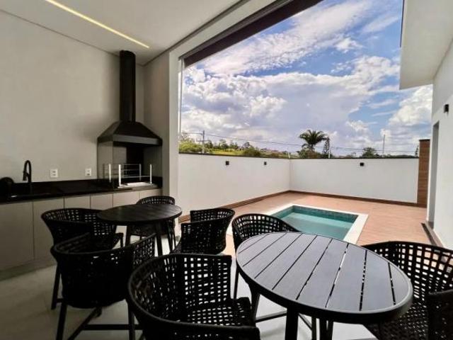 Venda casa belissima em Valinhos CONDOMINIO SP
