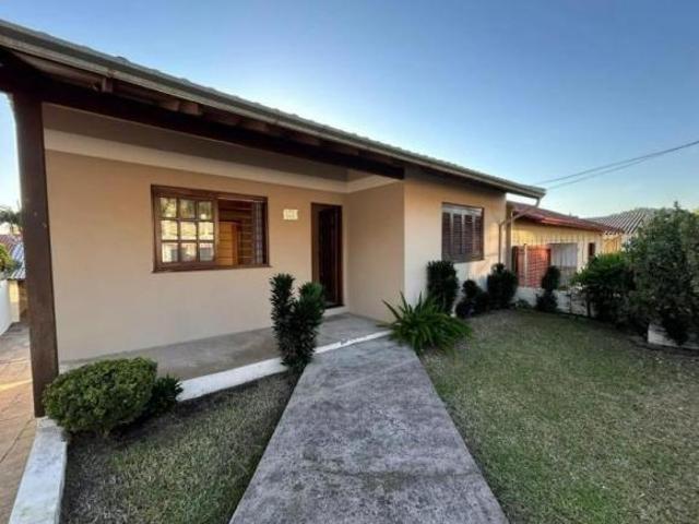 VENDA CASA COM 4 DORMITÓRIOS NO BAIRRO FLORESTA EM ESTÂNCIA VELHA