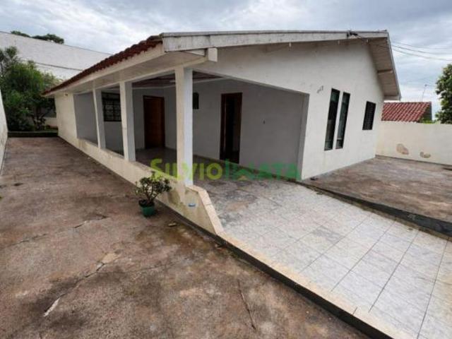 VENDA | Casa, com 4 dormitórios em Ebenezer, Maringá