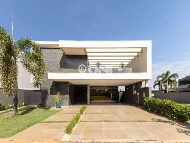 VENDA | Casa, com 4 dormitórios em Ecoville, Dourados