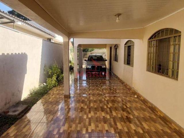 VENDA | Casa, com 4 dormitórios em Jardim Continental, Maringá