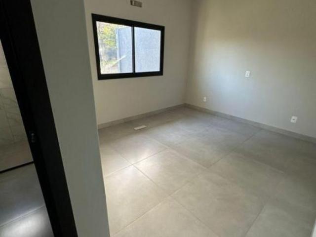 VENDA | Casa, com 4 dormitórios em JARDIM GLOBAL, UMUARAMA
