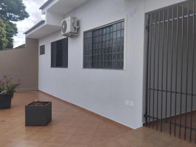 VENDA | Casa, com 4 dormitórios em Jardim Liberdade, Maringá