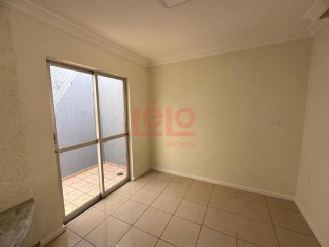 VENDA | Casa, com 4 dormitórios em JARDIM LUCIANOPOLIS, MARINGA