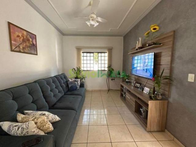 VENDA | Casa, com 4 dormitórios em Parque Das Grevíleas, Maringá