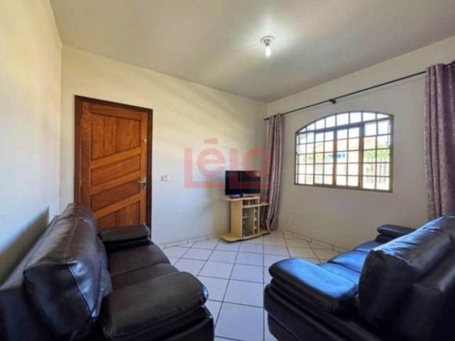 VENDA | Casa, com 4 dormitórios em PARQUE HORTENCIA, MARINGA