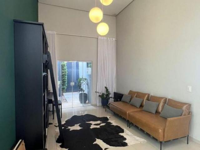 VENDA | Casa, com 4 dormitórios em Recanto Do Salto, Londrina