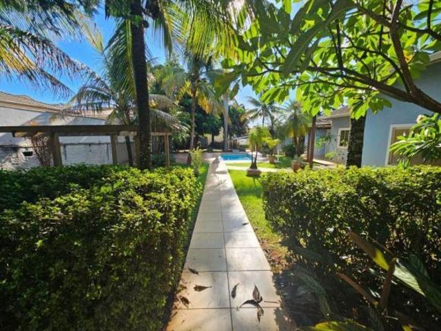 VENDA | Casa, com 4 dormitórios em Vila Santa Izabel, Maringá