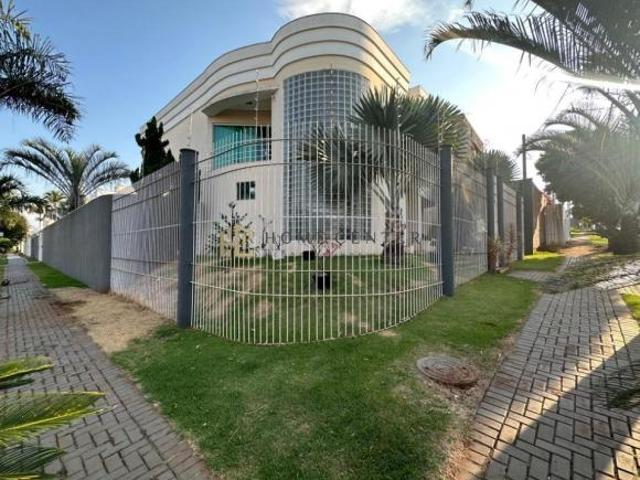 Venda | Casa com 504,00 m², 4 dormitório s, 8 vaga s. Jardim Cidade Monções, Maringá