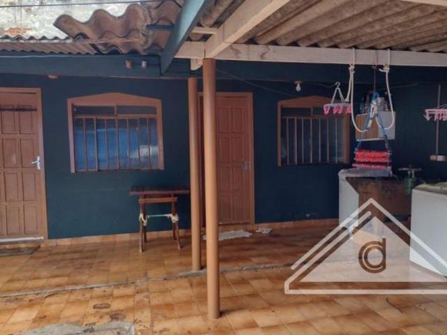 VENDA | Casa, com 5 dormitórios em Vila Morangueira, Maringá