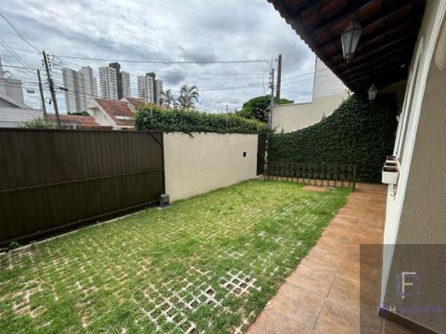 VENDA | Casa, com 5 dormitórios em Zona 02, Maringá